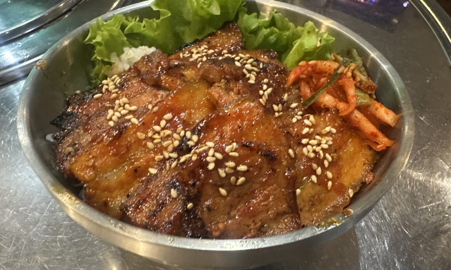 livingBar 80 -eighty- | 藤枝・静岡のおしゃれなバーでくつろぎのひとときを | 藤枝のおしゃれな隠れ家バーで、我が家のようにゆるふわなひとときを。